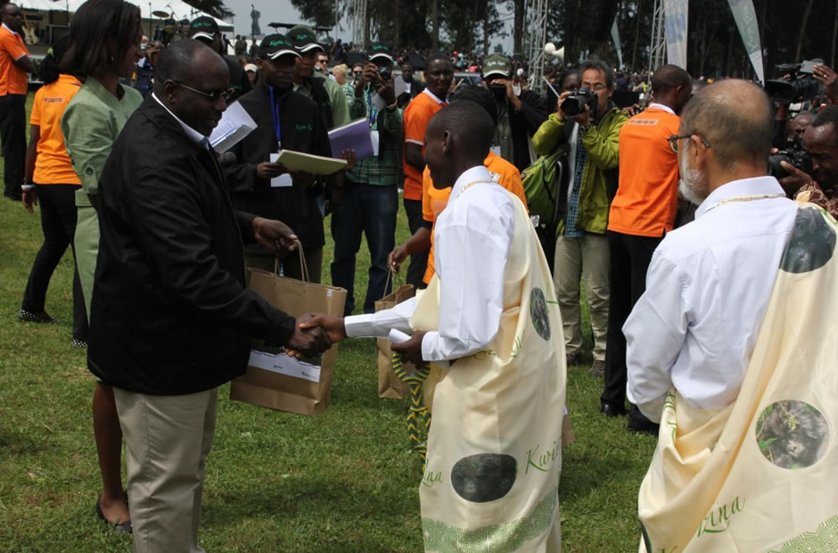 Naming the Kwita Izina Baby Gorillas of 2012 - Kwita Izina